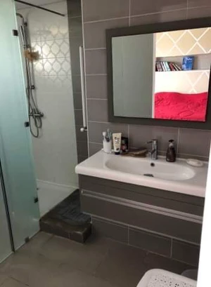 Maison front de mer richement équipée à vendre au cap bon (Lebna) avec piscine | Tayara