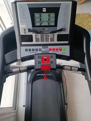Tapis roulant BH etat neuf | Tayara