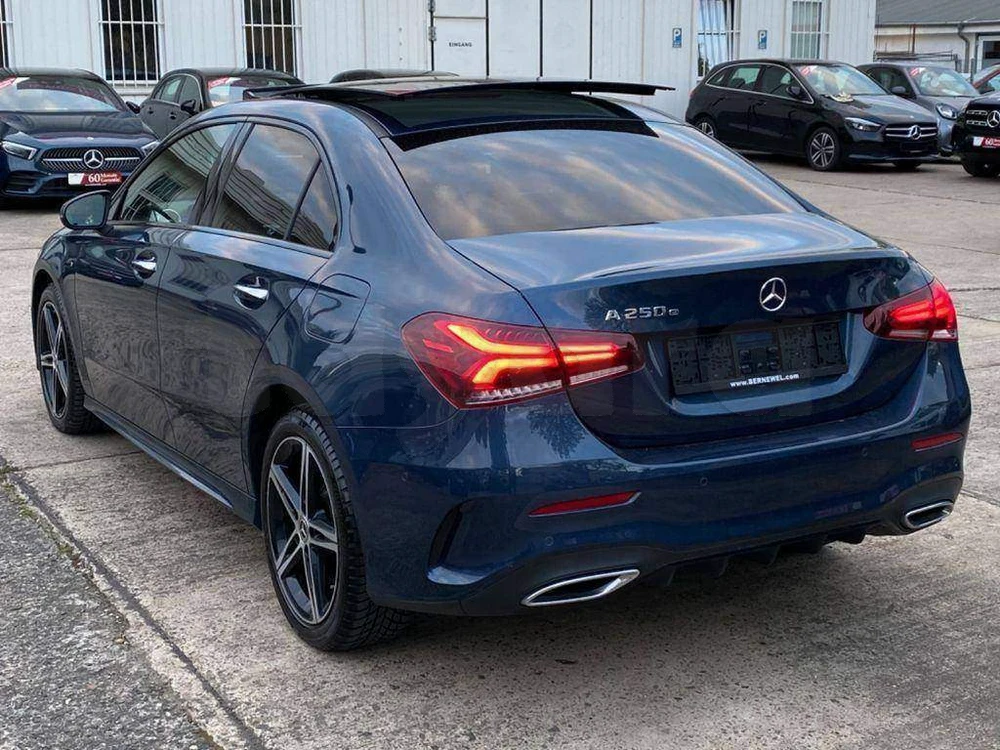 Mercedes-Benz Classe A Berline A250e AMG | Tayara